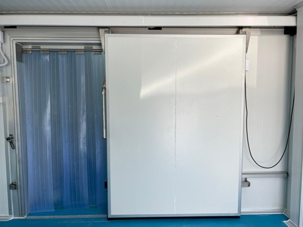 ติดตั้งห้องเย็น จัดเรียงสินค้า ของ kerry cool | BCF PANEL ผู้ผลิต ...